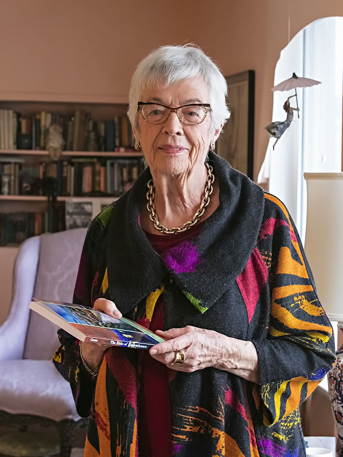 Biography | Ann Elizabeth Carson